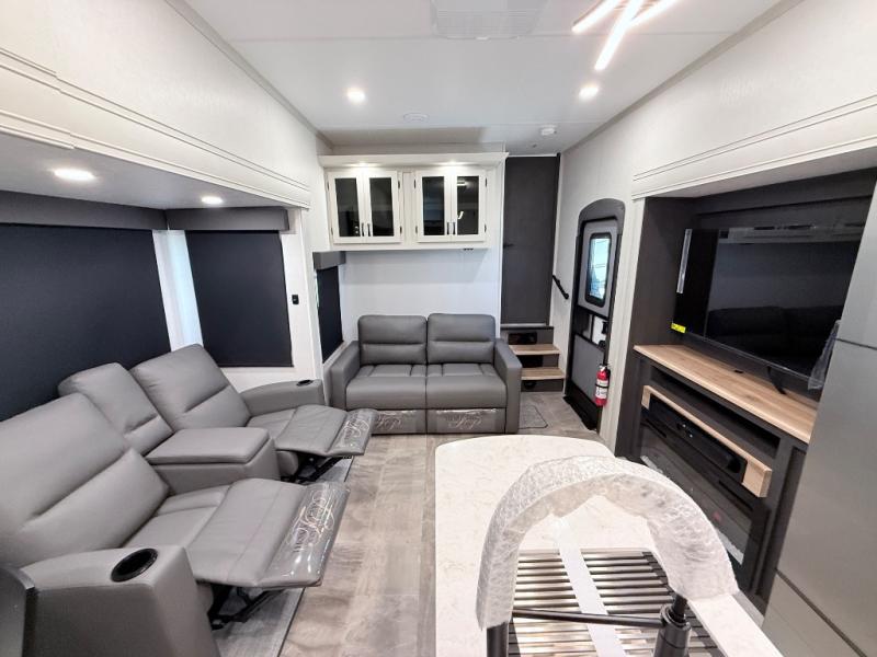 New 2026 Shasta RVs Phoenix 370BAF Fifth Wheel at Gibbs Outdoor ...