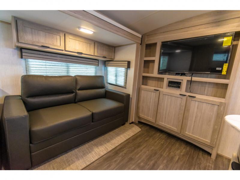 New 2022 Cruiser Shadow Cruiser 325BHS Travel Trailer at Gillette's ...