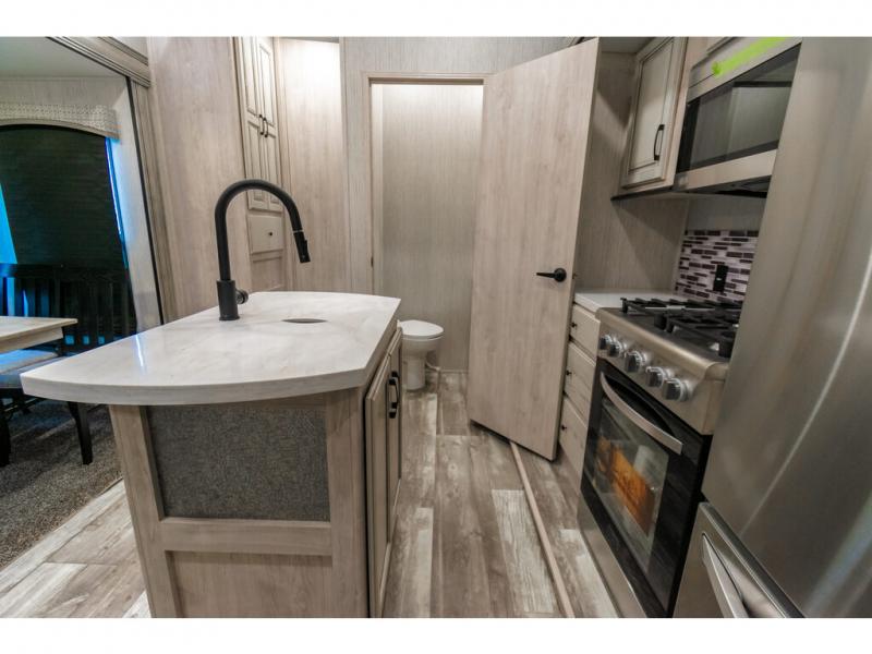 New 2022 Forest River RV Sandpiper Luxury 391FLRB Fifth Wheel at ...