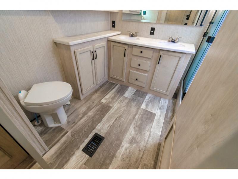 New 2022 Forest River RV Sandpiper Luxury 391FLRB Fifth Wheel at ...