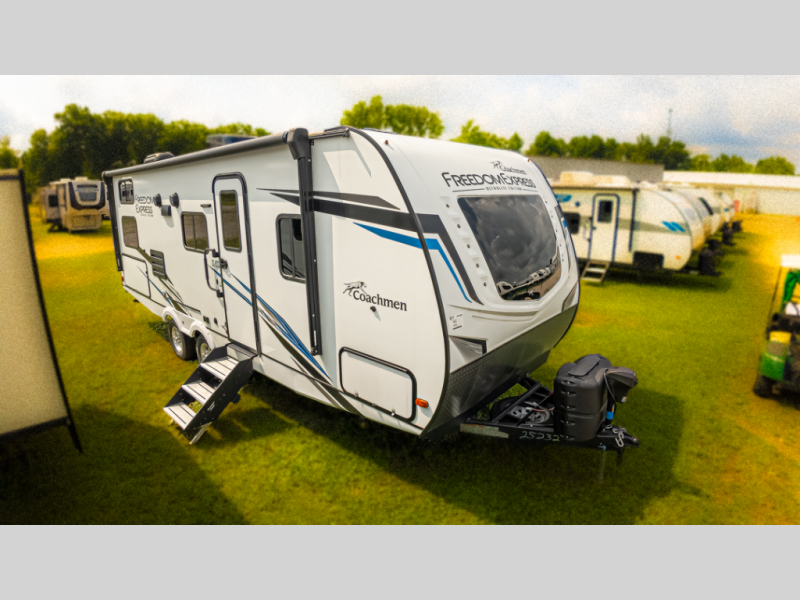 New 2022 Coachmen RV Freedom Express Ultra Lite 257BHS Travel Trailer ...