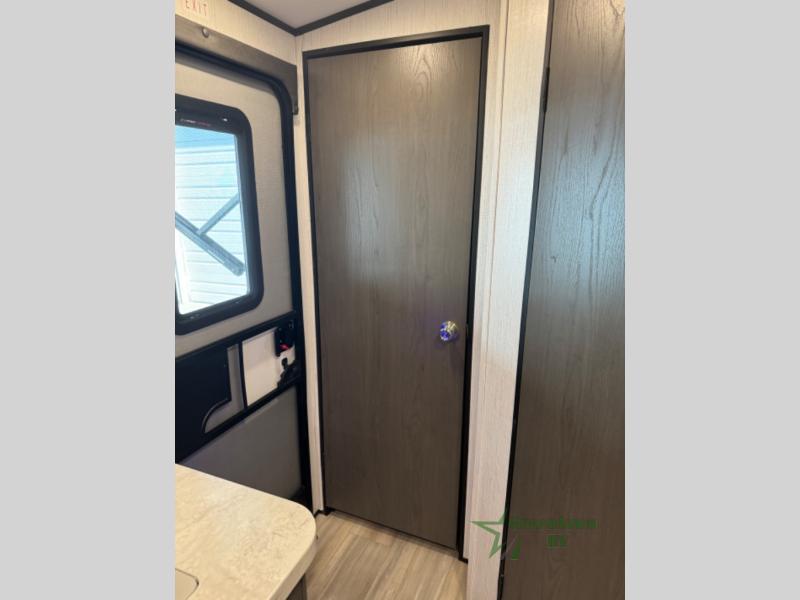 Used 2022 Cruiser Embrace EL210 Travel Trailer at Greenlawn RV ...