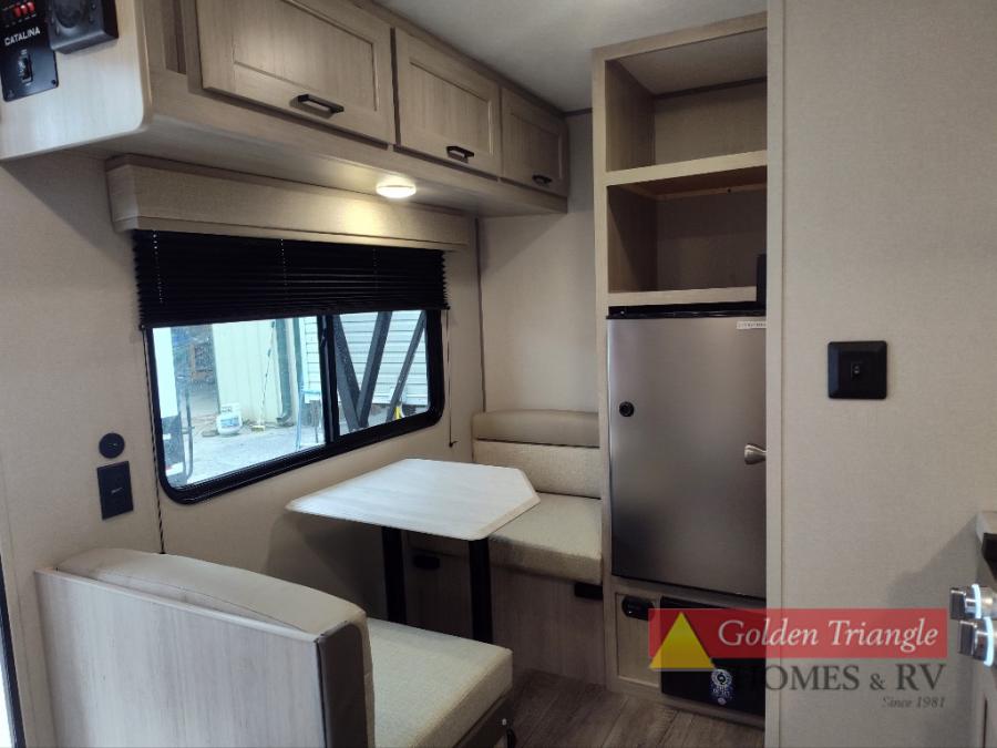 New 2025 Coachmen RV Catalina Summit Series 7 134RDX Travel Trailer at ...