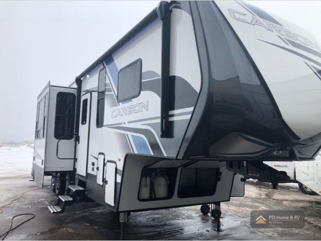 New 2022 Keystone RV Carbon 358 Toy Hauler Fifth Wheel at Hamblys RV ...