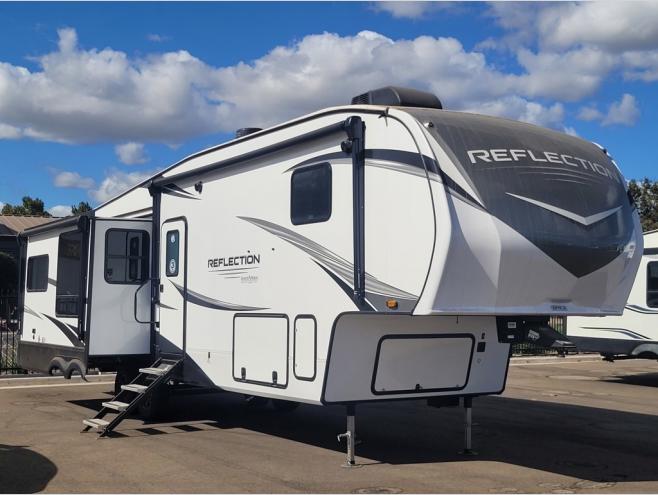 Used 2023 Grand Design Reflection 337RLS Fifth Wheel at Happy Daze ...