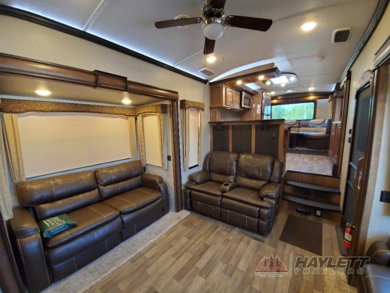 Used 2018 Keystone RV Montana 3820FK Fifth Wheel at Haylett Trailers ...