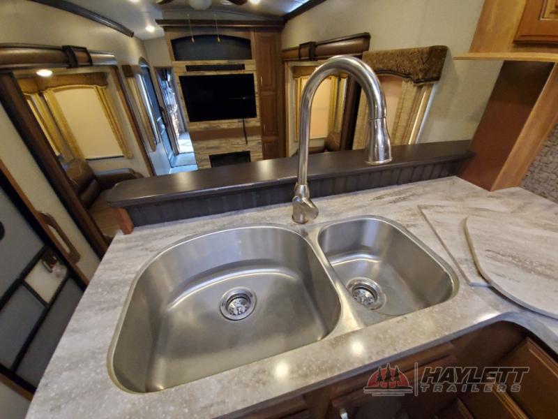 Used 2018 Keystone RV Montana 3820FK Fifth Wheel at Haylett Trailers ...