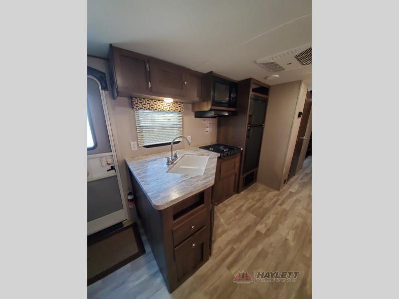 Used 2019 Shasta RVs Shasta 31OK Travel Trailer at Haylett Trailers ...