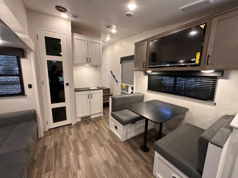 New 2025 Jayco Eagle SLE 24MLE Fifth Wheel at Hilltop Camper & RV ...