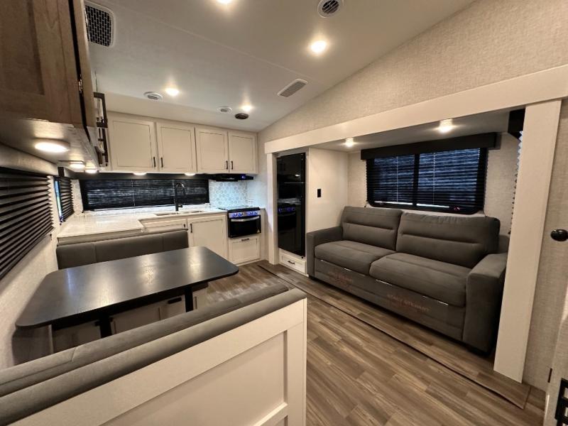 New 2025 Jayco Eagle SLE 24MLE Fifth Wheel at Hilltop Camper & RV ...