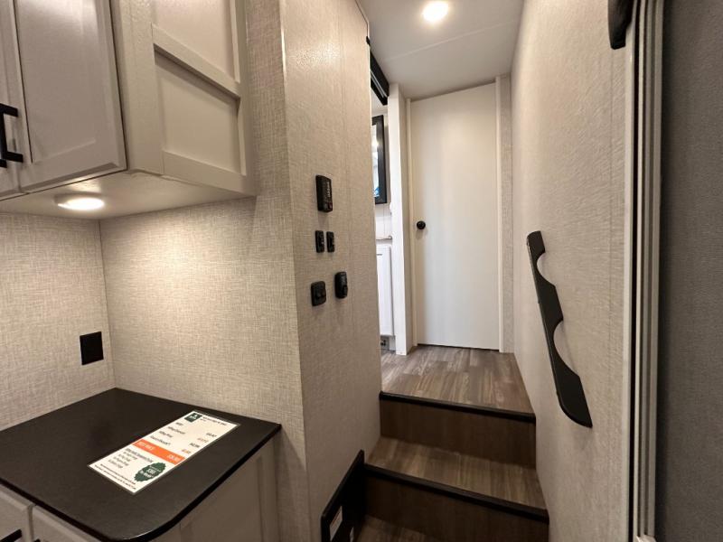 New 2025 Jayco Eagle SLE 24MLE Fifth Wheel at Hilltop Camper & RV ...