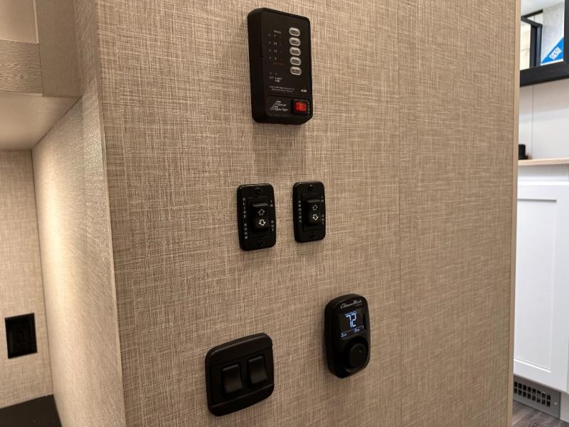 New 2025 Jayco Eagle SLE 24MLE Fifth Wheel at Hilltop Camper & RV ...