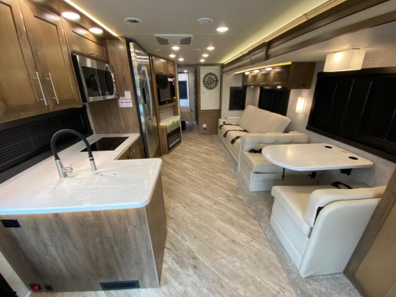 New 2025 Jayco Seneca 37K Motor Home Class C - Diesel at Hilltop Camper ...