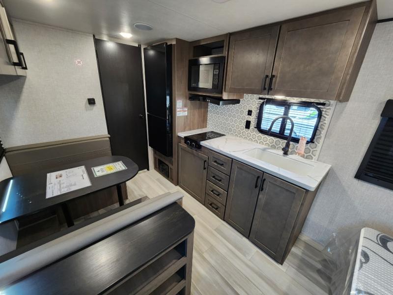 New 2025 Starcraft Autumn Ridge 182RB Travel Trailer at Hilltop Camper ...