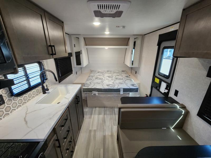 New 2025 Starcraft Autumn Ridge 182RB Travel Trailer at Hilltop Camper ...