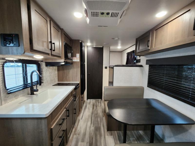 Used 2024 Starcraft Autumn Ridge 19BH Travel Trailer at Hilltop Camper ...