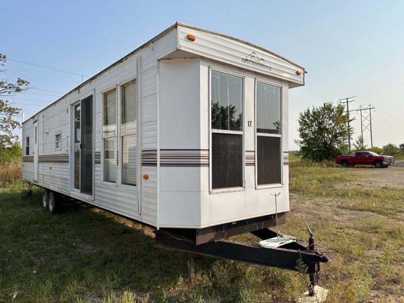 Used 2000 Breckenridge 102 Series Destination Trailer at Hilltop Camper ...