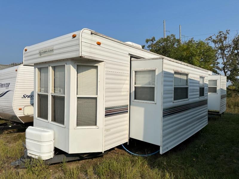 Used 2001 Woodland Park Timber Ridge 3985-5 Destination Trailer at ...