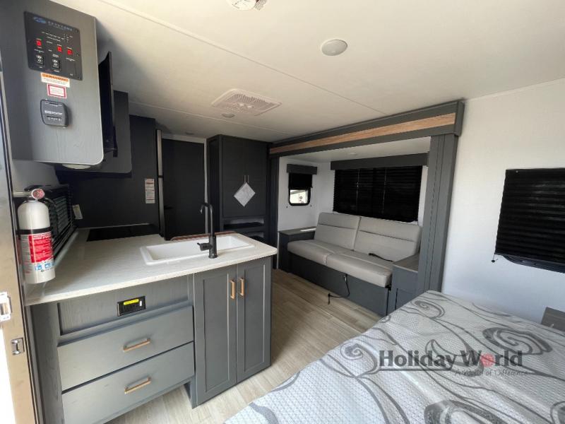 New 2025 Keystone RV Bullet 1840RB Travel Trailer at Holiday World ...