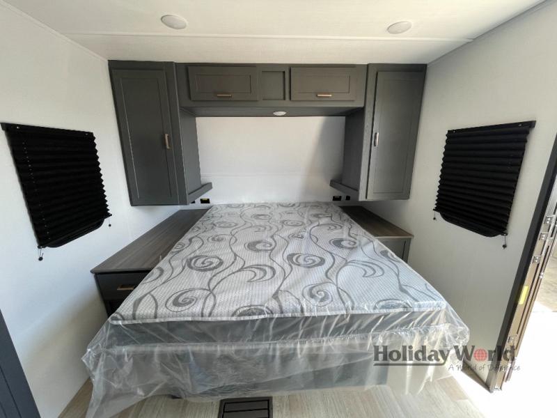 New 2025 Keystone RV Bullet 1840RB Travel Trailer at Holiday World ...