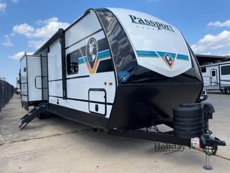 New 2025 Keystone RV Passport 3300BK Travel Trailer at Holiday World ...