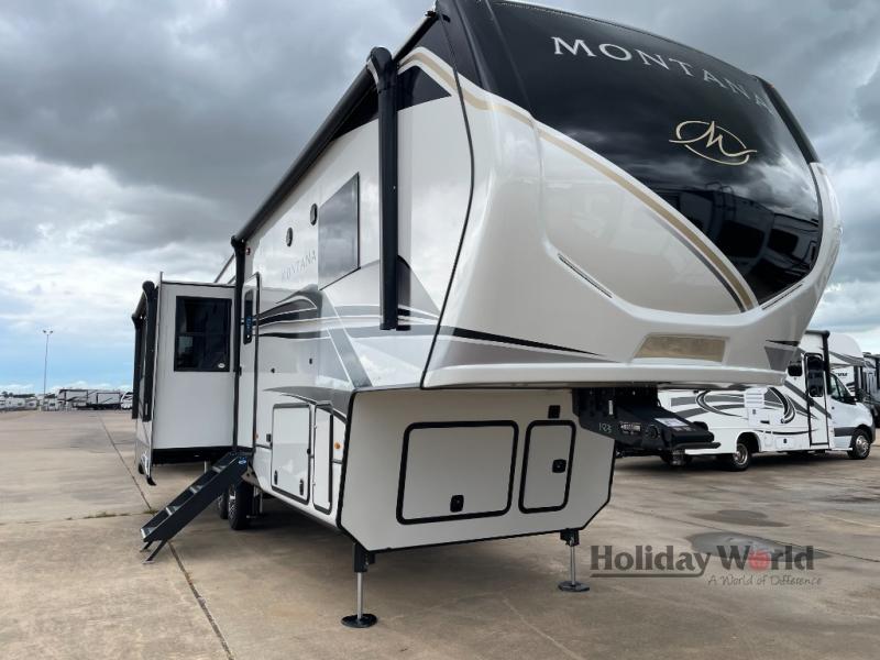 New 2025 Keystone RV Montana 3123RL Fifth Wheel at Holiday World | Katy ...