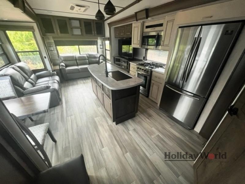 Used 2021 Alliance RV Paradigm 370FB Fifth Wheel at Holiday World ...