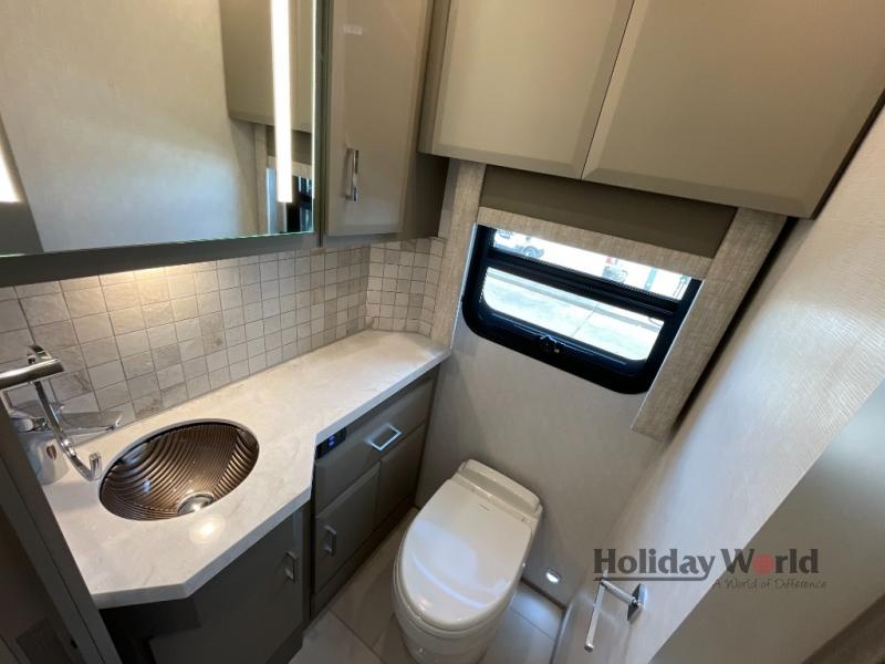 New 2025 Newmar Mountain Aire 3825 Motor Home Class A - Diesel at ...