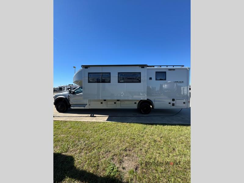 New 2026 Grand Design Lineage Series F 31ZW for sale in Willis, TX