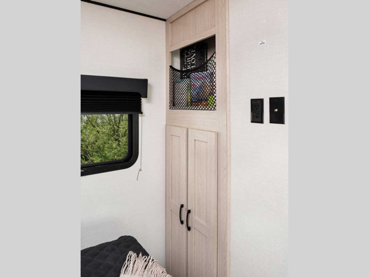 Coachmen RV Apex Ultra-Lite Travel Trailer RVs For Sale