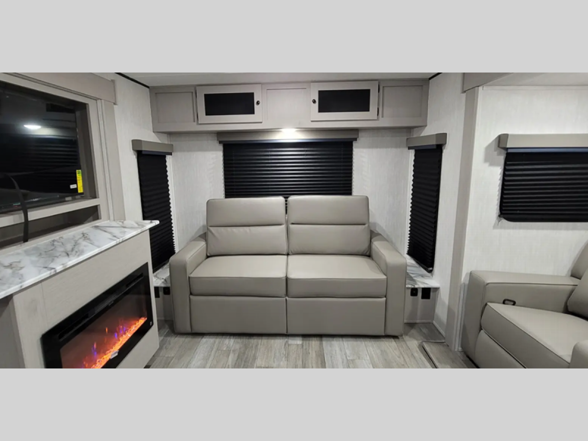 Coachmen RV Apex Ultra-Lite Travel Trailer RVs For Sale