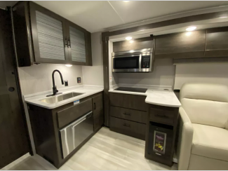 Coachmen RV Concord Motor Home Class C Reviews | Floorplans | Features ...