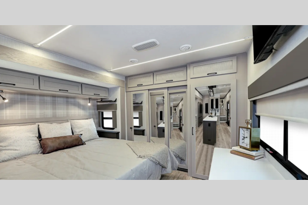 Palomino Columbus Fifth Wheel RVs For Sale