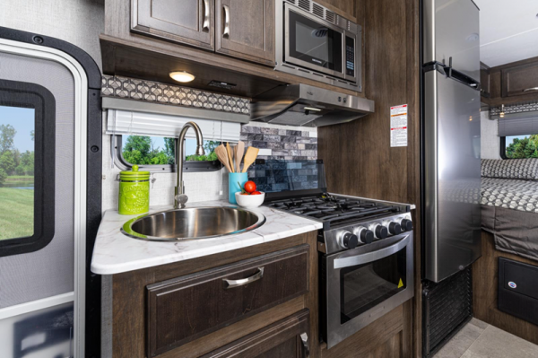 Gulf Stream RV Yellowstone Motor Home Class C RVs For Sale