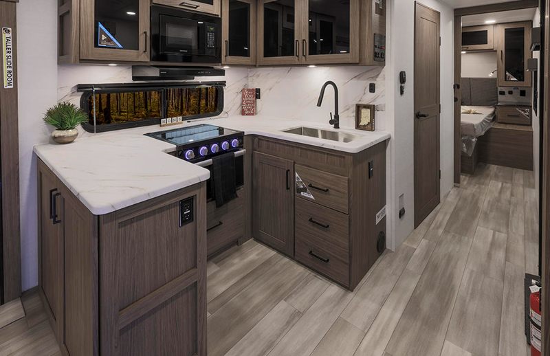 Alliance RV Delta Travel Trailer Reviews | Floorplans | Features ...