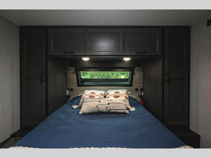 Venture RV Stratus Travel Trailer RVs For Sale