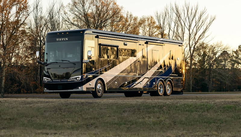 New 2024 Tiffin Motorhomes Bob Tiffin Limited Edition Bus 45 BTP Motor ...