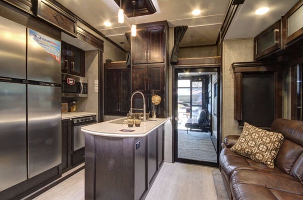 New Keystone RV Raptor 352TS Toy Hauler Fifth Wheel for Sale | Review ...