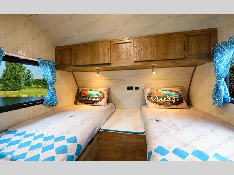 Used 2025 Gulf Stream RV Vintage Cruiser 19TWD Travel Trailer at ...