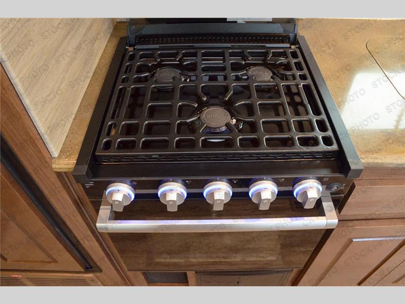 New 2025 Northwood Arctic Fox North Fork 22G Onan Generator Travel ...