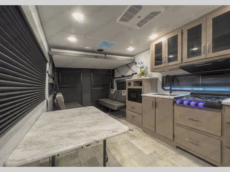 New 2025 Grand Design Momentum MAV 27MAV Toy Hauler Travel Trailer at ...