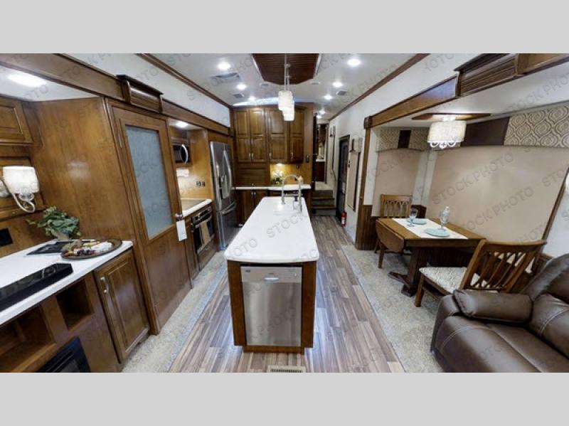 Used 2018 Forest River RV Cardinal Estate 3456RLES Fifth Wheel at ...