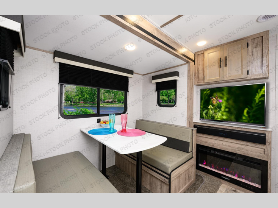 New 2025 Gulf Stream RV Ameri-Lite Ultra Lite 236RL Travel Trailer at Superior RV | Conway, AR ...