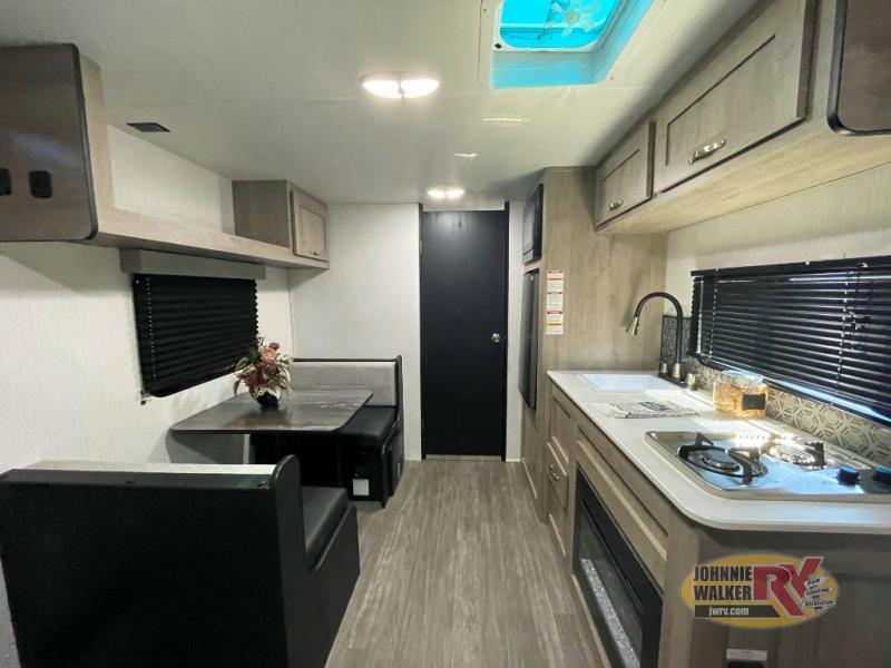 New 2025 Heartland Prowler Lynx 17RBX Travel Trailer at Johnnie Walker ...