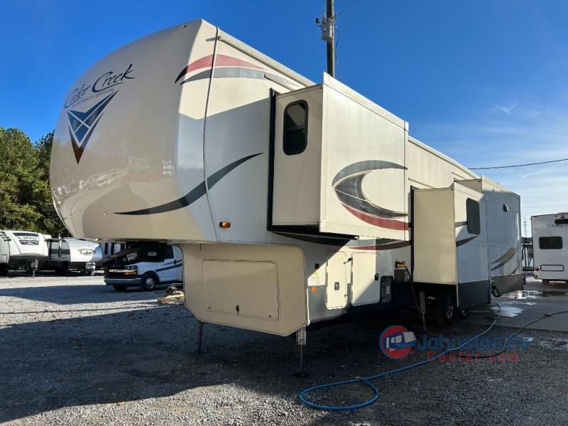 Used 2021 Forest River RV Cedar Creek Silverback 37MBH Fifth Wheel at ...