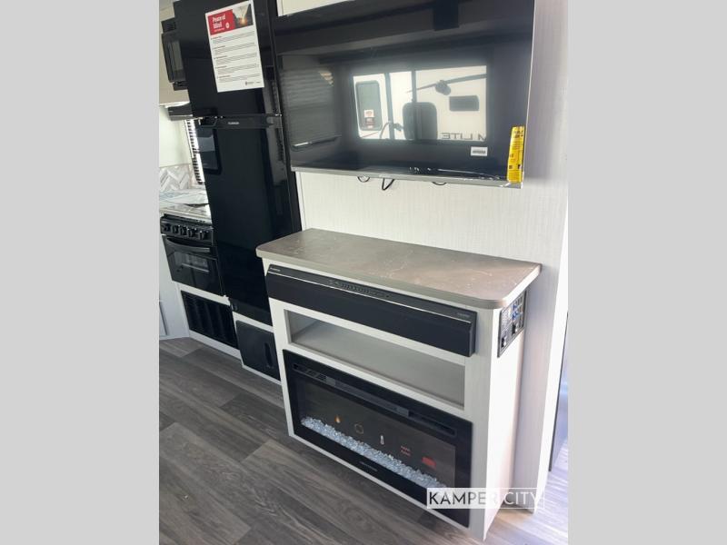 New 2025 Cruiser Shadow Cruiser 261RB Travel Trailer at Kamper City ...