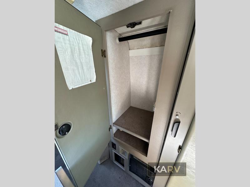 Used 1995 Winnebago Rialta 221RD Motor Home Class B at KA RV | Desert ...