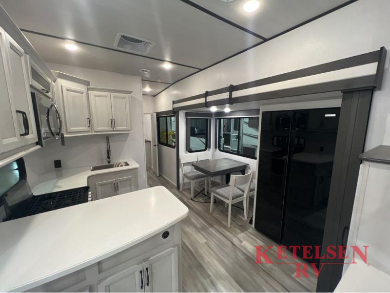 New 2024 Keystone RV Sprinter 3670FLS Fifth Wheel at Ketelsen RV ...