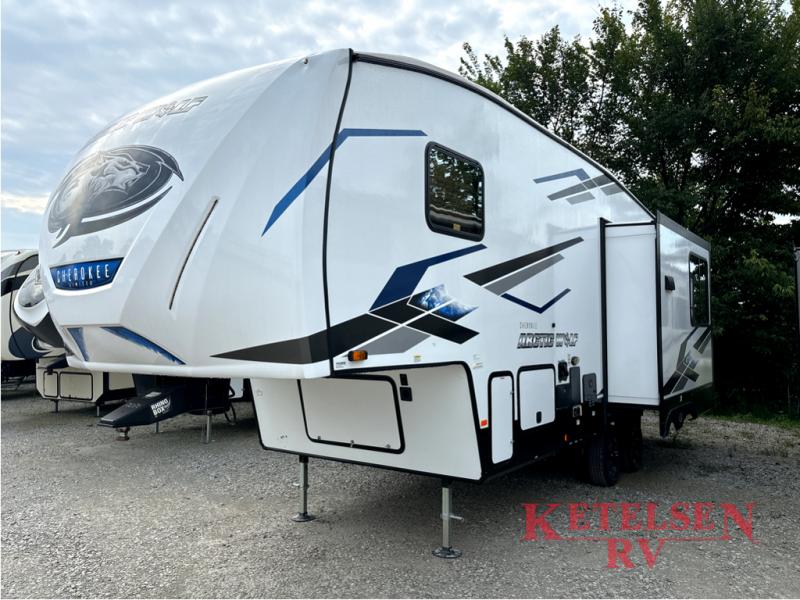 Used 2024 Cherokee Cherokee Arctic Wolf 27SG Fifth Wheel at Ketelsen RV ...