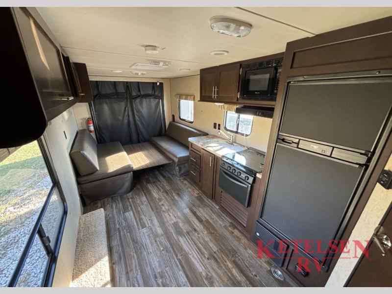 Used 2016 Forest River RV Grey Wolf 26RR Toy Hauler Travel Trailer at ...